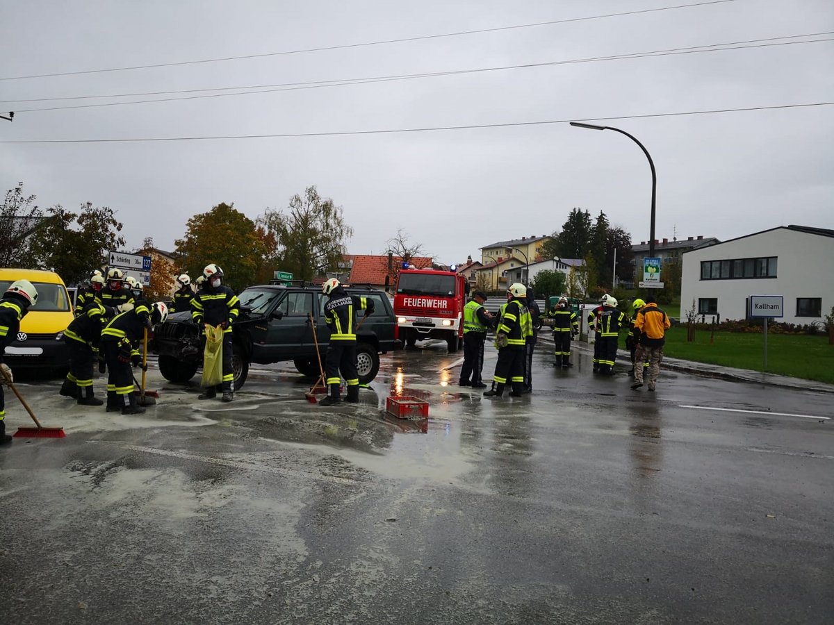 Verkehrsunfall auf B137 in Kallham - Bezirk Grieskirchen