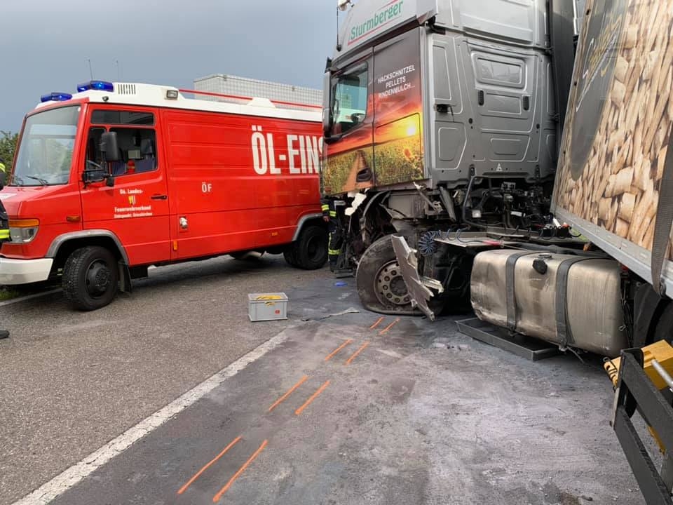 Tödlicher Verkehrsunfall auf der B137 - Bezirk Grieskirchen